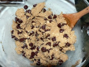 Pimp That Recipe: The Ultimate (Healthier) Chocolate Chip Cookie