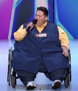 X-Factor Judges “Give a Fat Boy a Chance,” Advancing 540-Pound Freddie ...